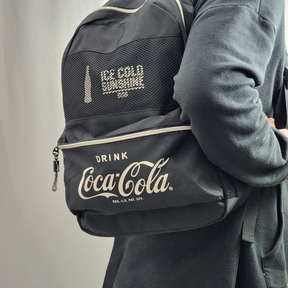 Mochila Coca-Cola Color Trend - Preto - Vanda Calçados